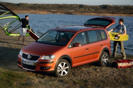 Volkswagen Cross Touran "ufficiale"