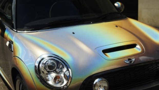 Mini Rainbow: 3 colori esclusivi per la Mini Model Year 2010 - Autoblog