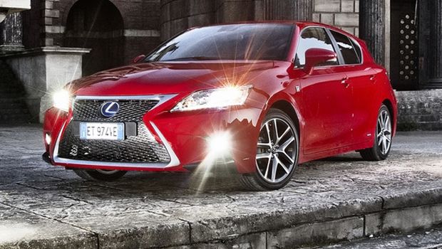 Lexus CT Hybrid, il video e la nostra prova su strada - Autoblog