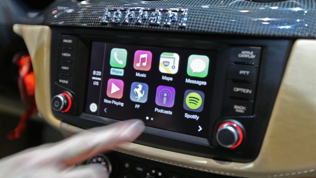 Ferrari FF: il primo esemplare con CarPlay è italiano