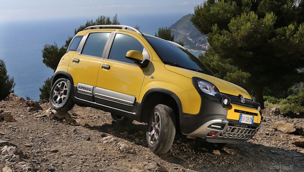 La Fiat Panda Cross va off-road in un nuovo video