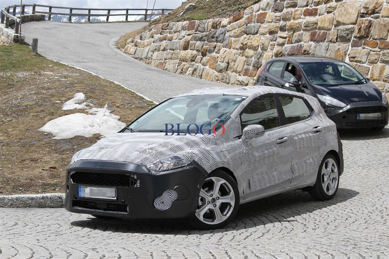 Ford Fiesta 2017: prime foto spia