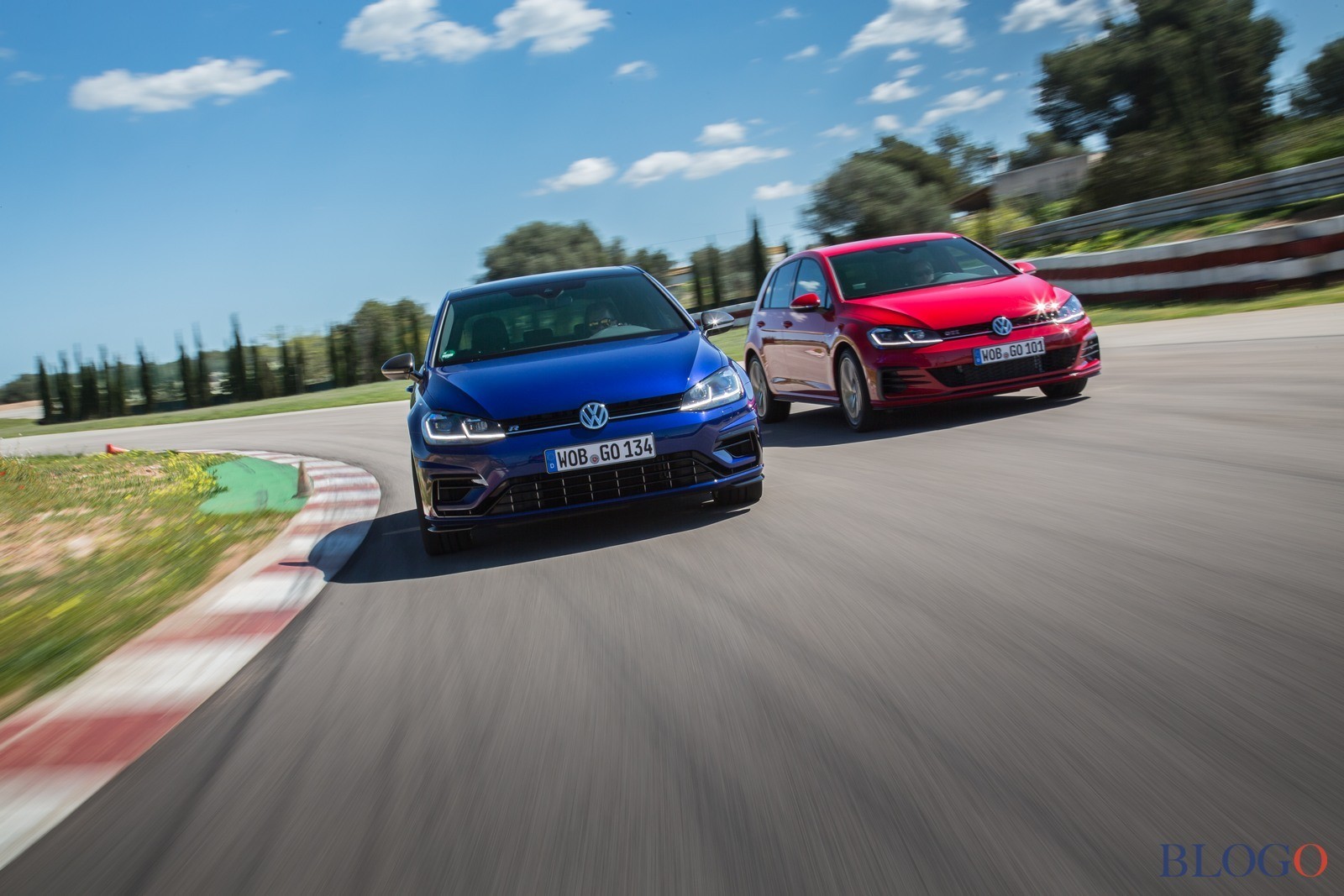 Volkswagen Golf R e GTI Performance: prima prova [Video] - Autoblog
