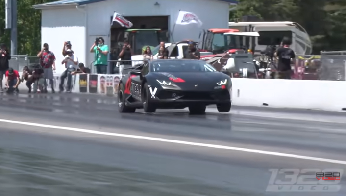 Drag race: la Huracán da 2000 CV impenna e fa il record [Video]