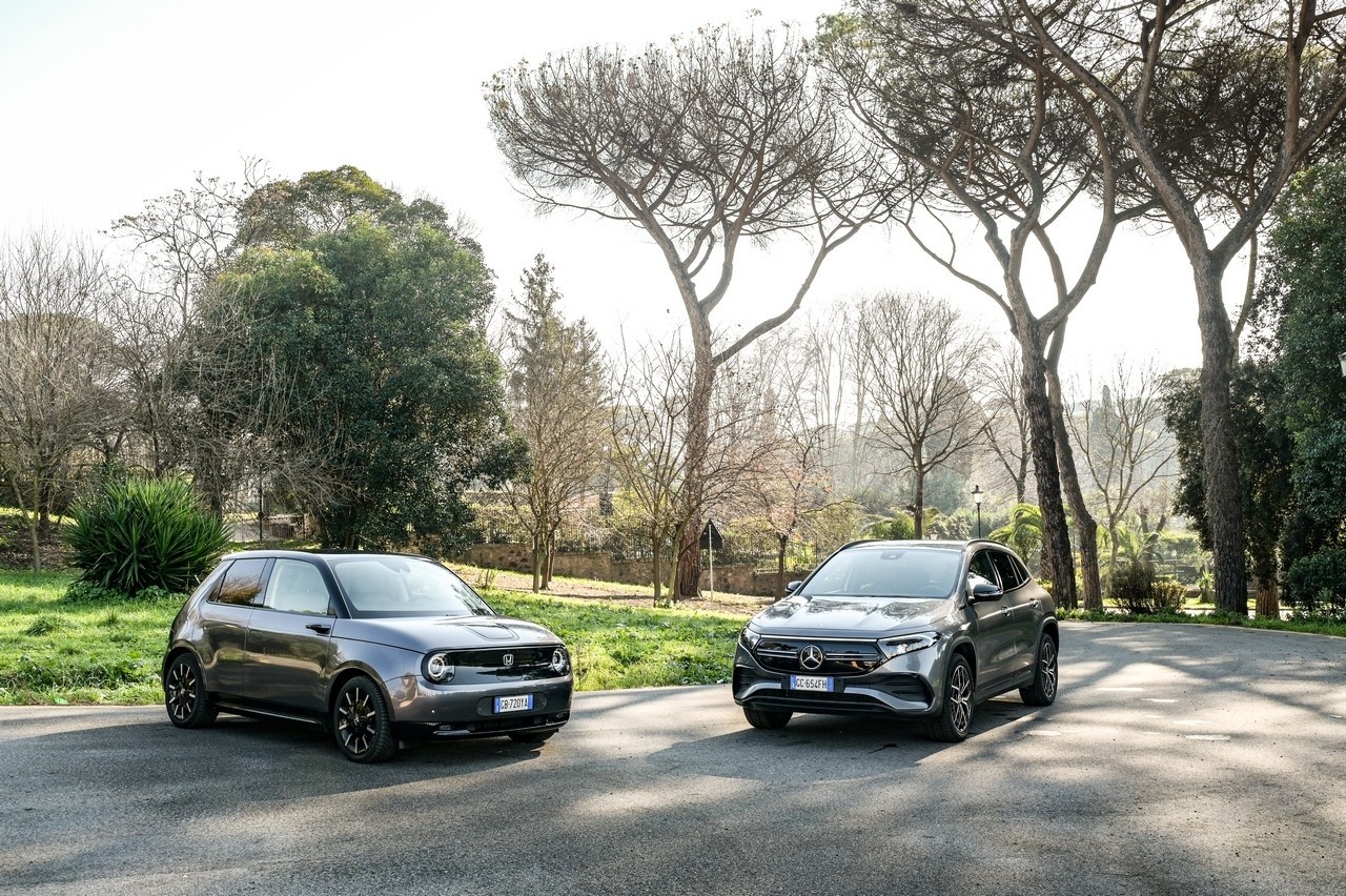 Mercedes Eqa Ed Honda E Prova Su Strada Autoblog
