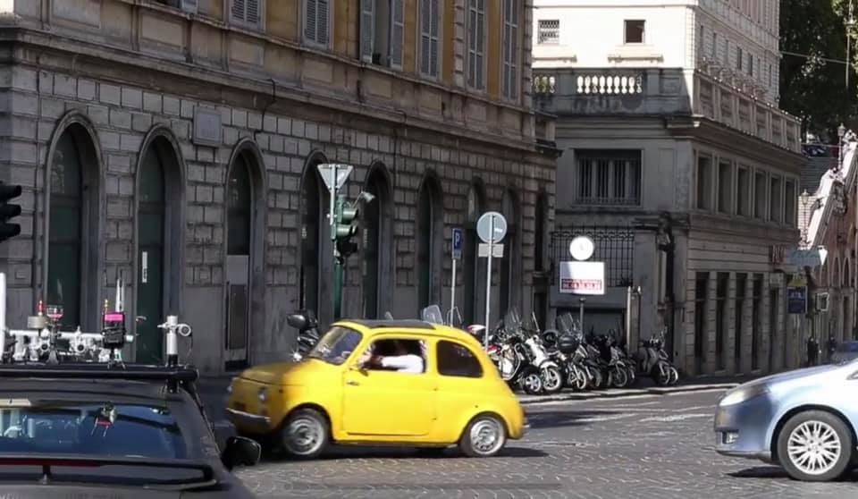 Tom Cruise e la Fiat 500 nel nuovo film di Mission Impossible - Autoblog