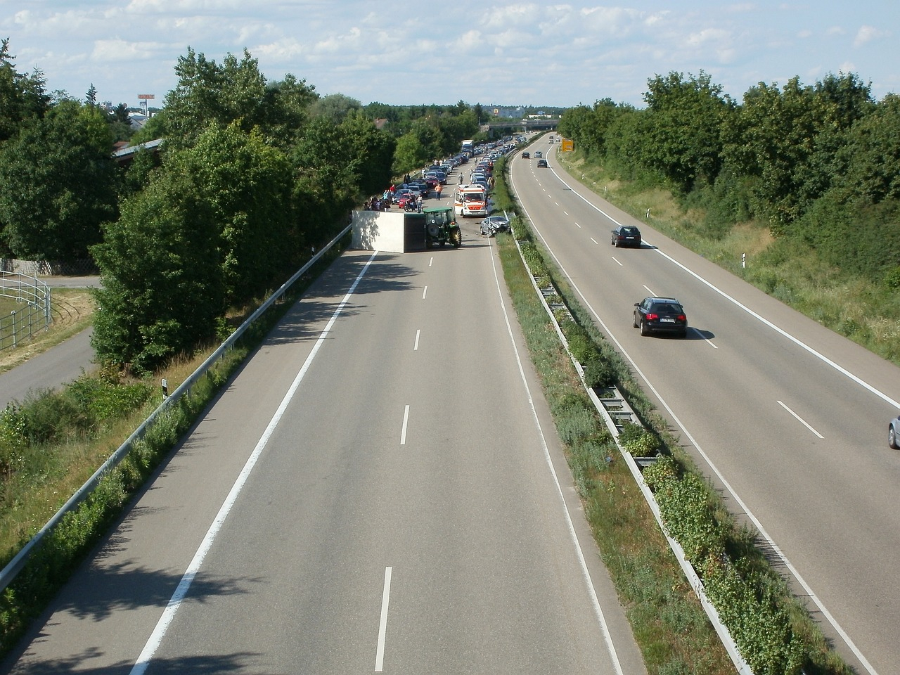 Autobahn: bocciata in Germania la proposta del limite a 130 km/h - Autoblog
