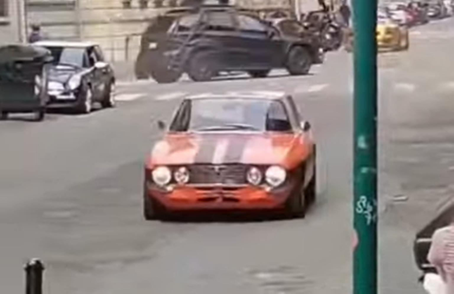 Fast X: anche un'Alfa Romeo 2000 GT Veloce sul set [Video] - Autoblog