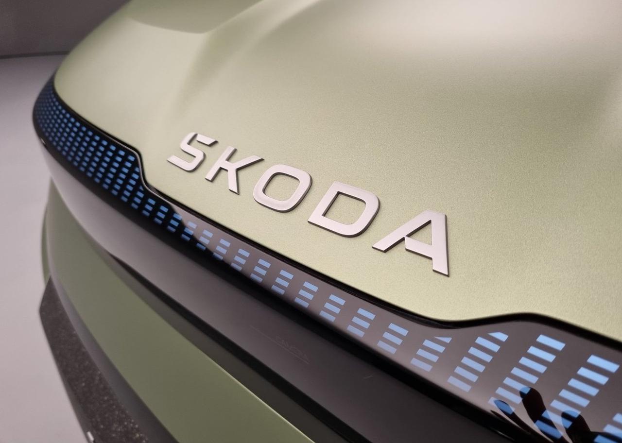 Skoda Elroq: in arrivo un nuovo SUV compatto 100% elettrico - Autoblog