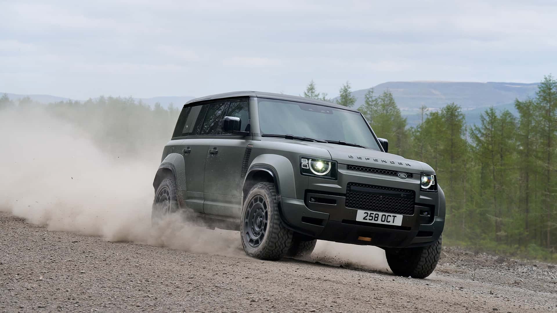 Land Rover Defender Octa: lusso e potenza in edizione limitata - Autoblog