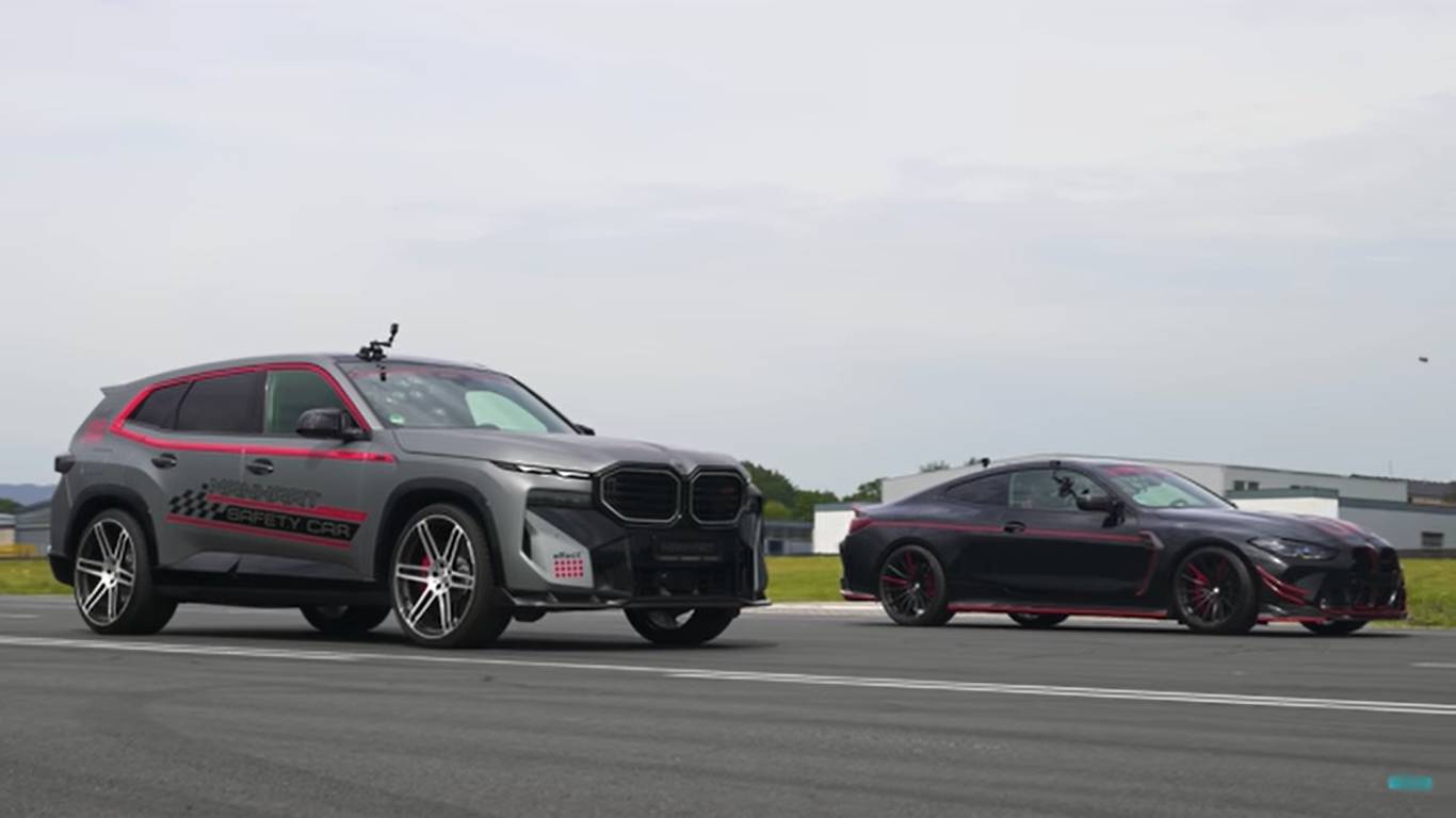 BMW M4 CSL vs XM, con tuning Manhart: guarda la drag race