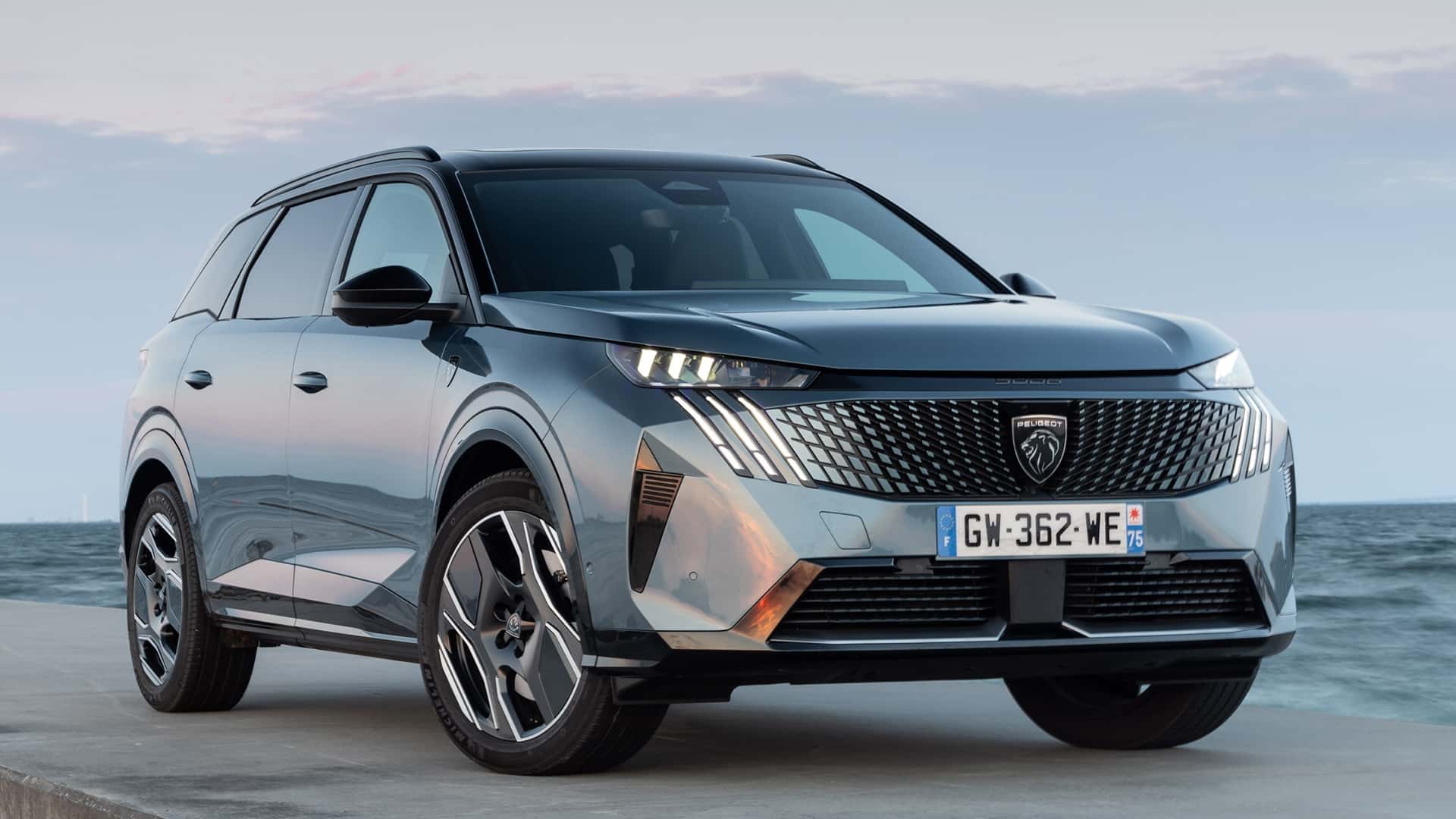 Nuova Peugeot 5008: prezzi, allestimenti e disponibilità per l'Italia ...