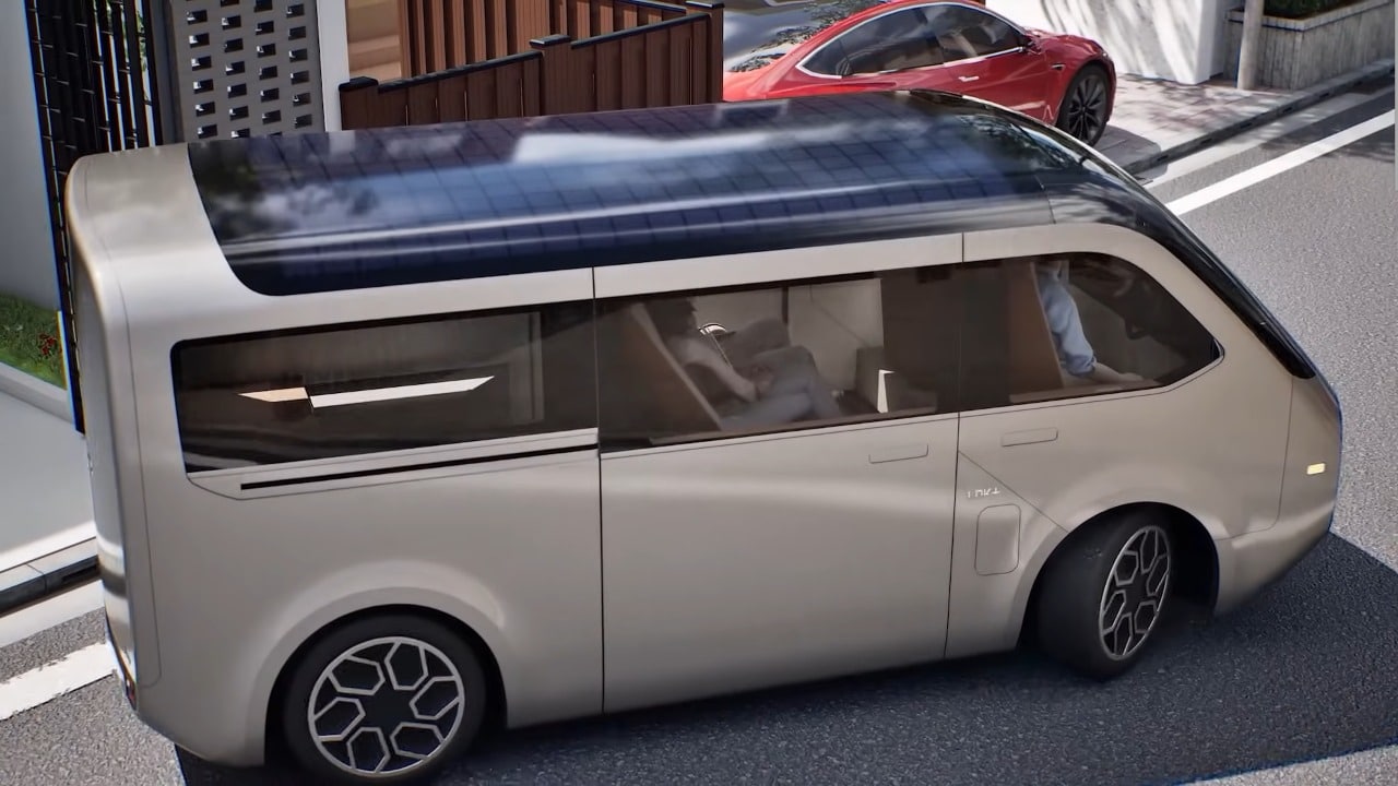Sharp LDK+: il minivan elettrico con pannelli solari e dotato di AI ...