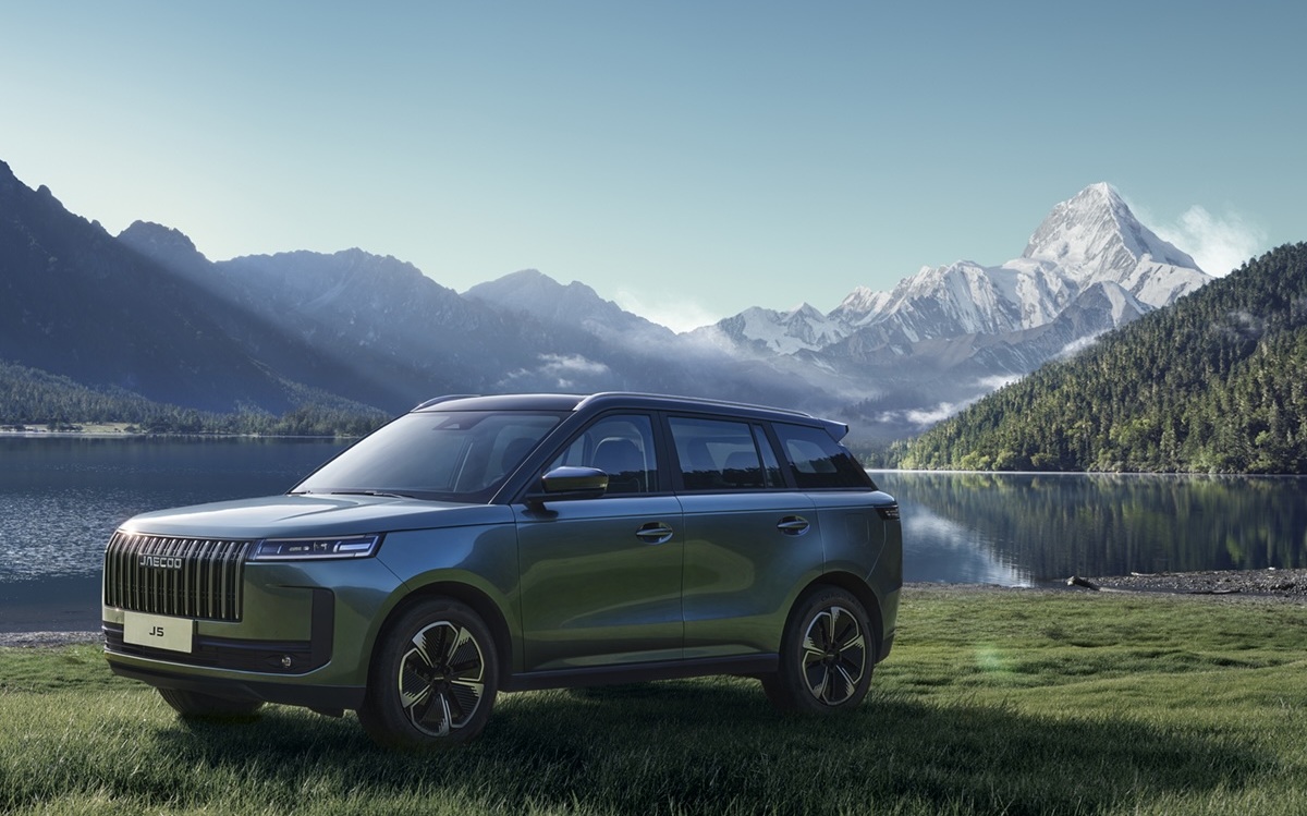 Jaecoo 5: dimensioni, motori, interni, prezzi in Italia del SUV cinese ...
