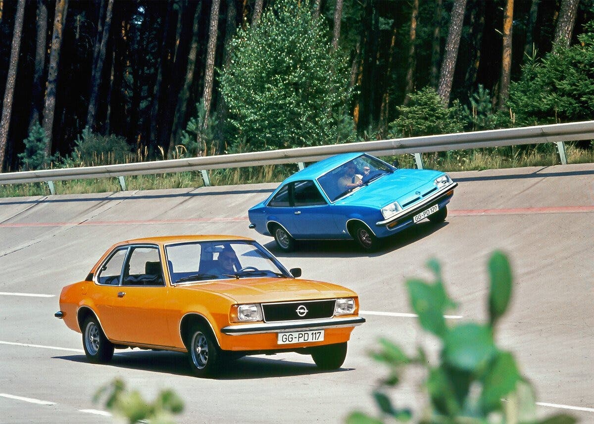 Compiono 50 anni due Opel di grande successo: che nostalgia