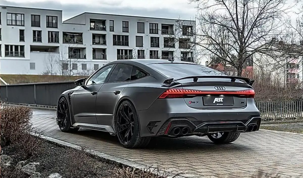 Audi RS7 ABT Legacy Edition, 1.000 CV di follia: prezzo enorme