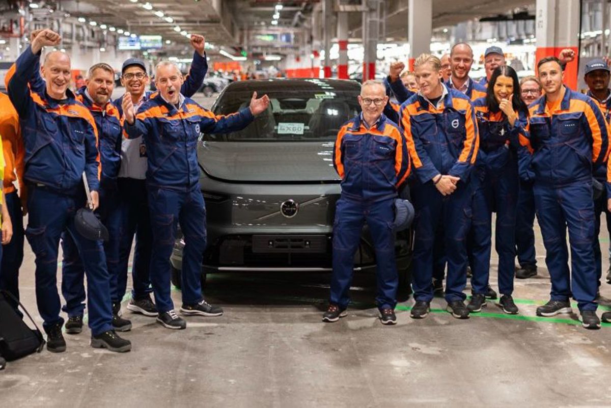 Volvo EX60, con piattaforma SPA3: debutto a gennaio 2026