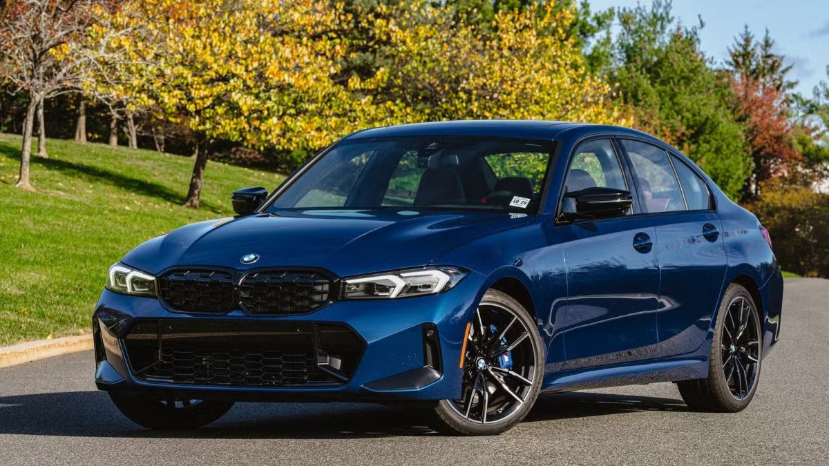 BMW M340i xDrive 50 Jahre Edition: 386 CV per un'auto speciale