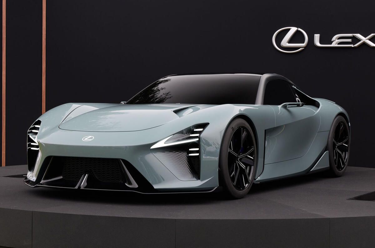 Rivoluzione Lexus, nuovo stile per discostarsi da Toyota