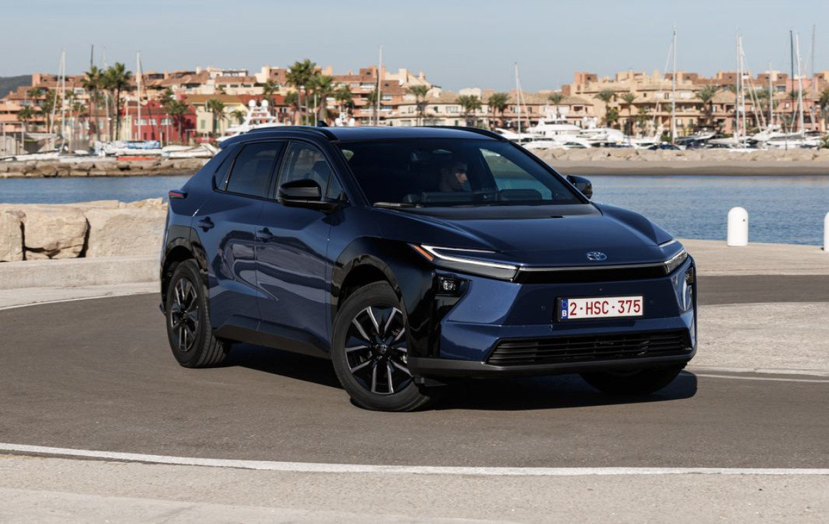 Toyota bZ4X sta arrivando in Italia, quanto costerà il restyling