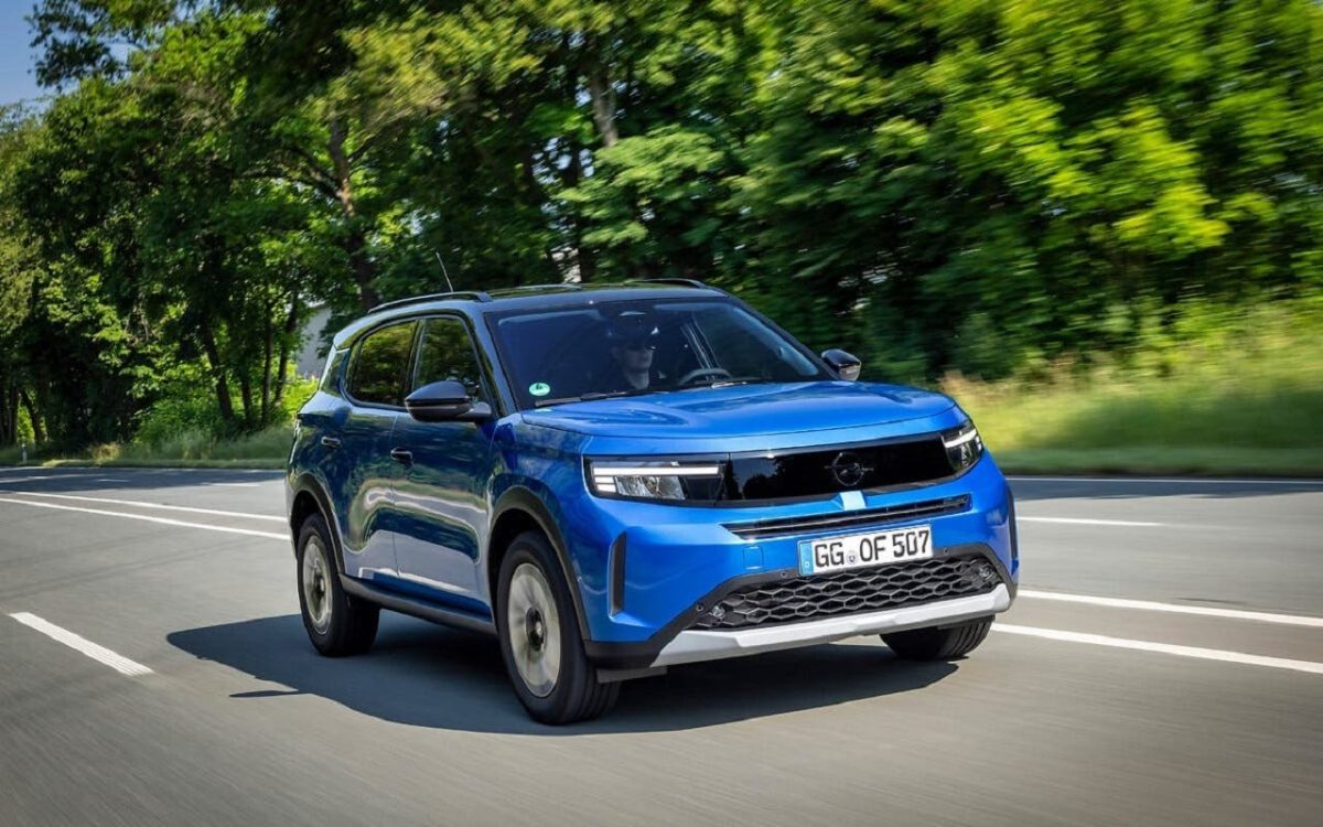 Opel Frontera, ora con Effect Blue e avviamento senza chiave