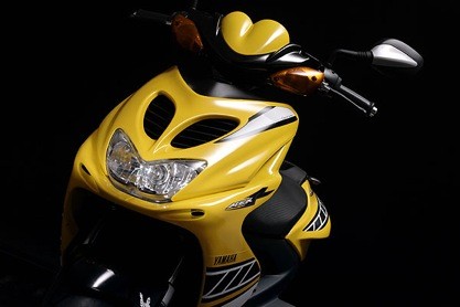 Yamaha Aerox R Special Version - Motoblog