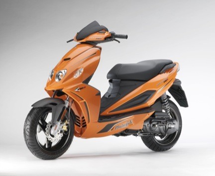 Malaguti Phantom F12 S - Motoblog