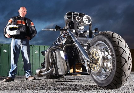 Rapom V8, potenza da record! - Motoblog