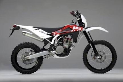 Presentate le nuove Husqvarna TC 450 e TE 310 2009 - Motoblog