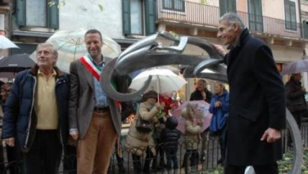 A Verona un monumento dedicato a Bruno Ruffo - Motoblog