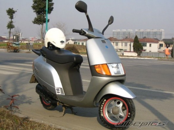Piaggio Sfera - Motoblog