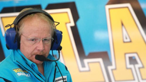 MotoGP: Stuart Shenton lascia la Suzuki dopo 19 anni. Hamamatsu con un ...