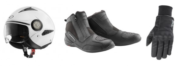 AXO: nuova scarpa Mobility, guanto Mobility e casco Lord - Motoblog