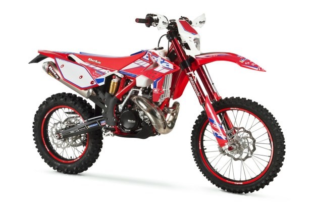 Beta presenta la serie speciale RR Enduro Racing MY 2015 - Motoblog