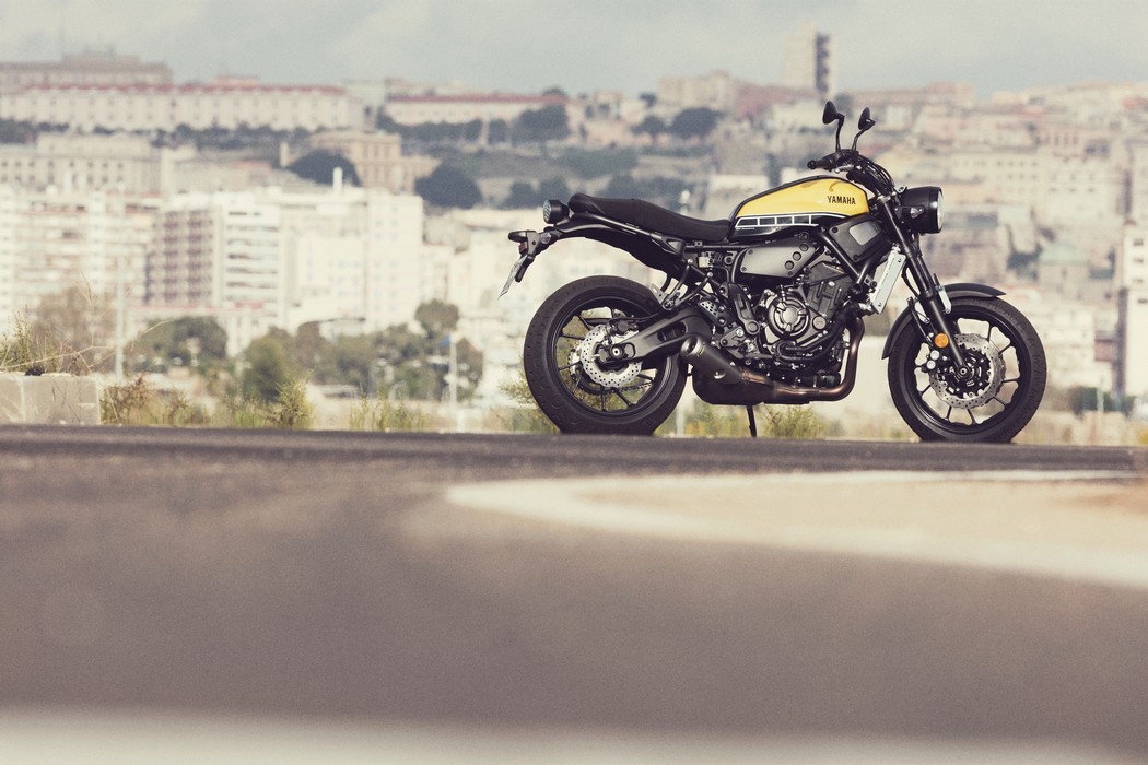 Yamaha XSR 700 Sport Heritage 2016 - Motoblog