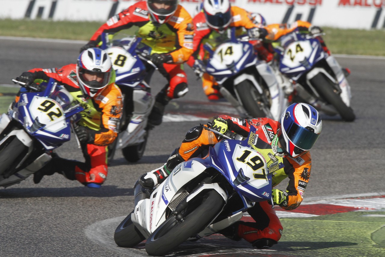Trofeo Yamaha R125 Cup - Motoblog