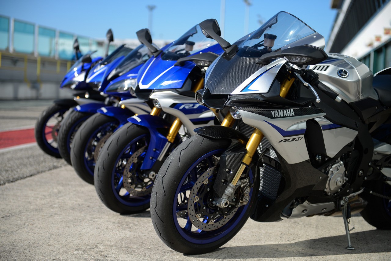 Dainese e AGV D-Stores Track Day con Yamaha in Franciacorta - Motoblog