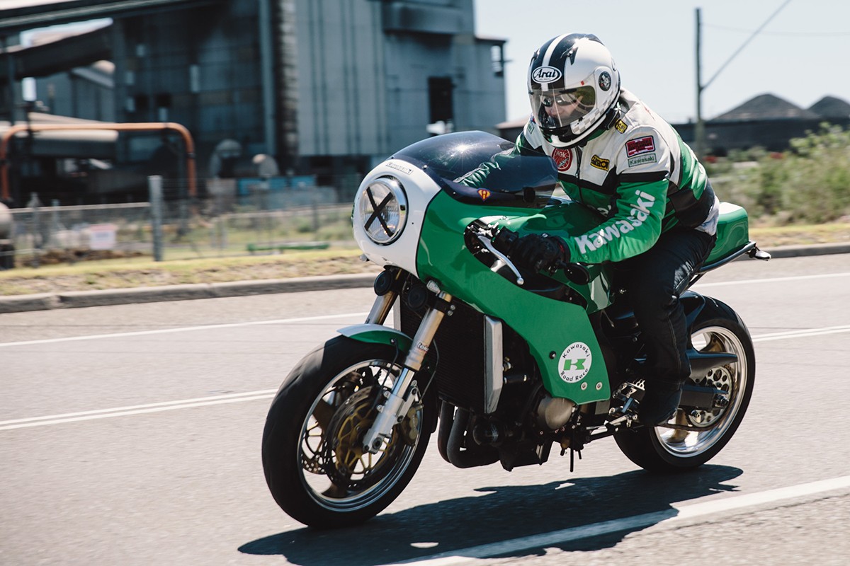 Kawasaki Ninja ZX-12R Retro Racer - Motoblog