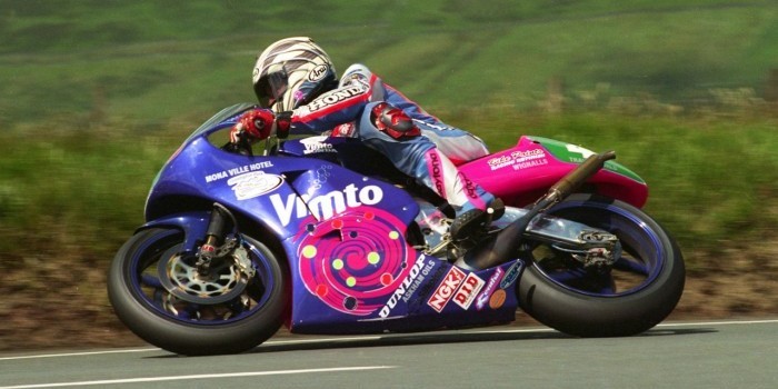 Tourist Trophy: nel '99 la prima vittoria di John McGuinness [VIDEO ...