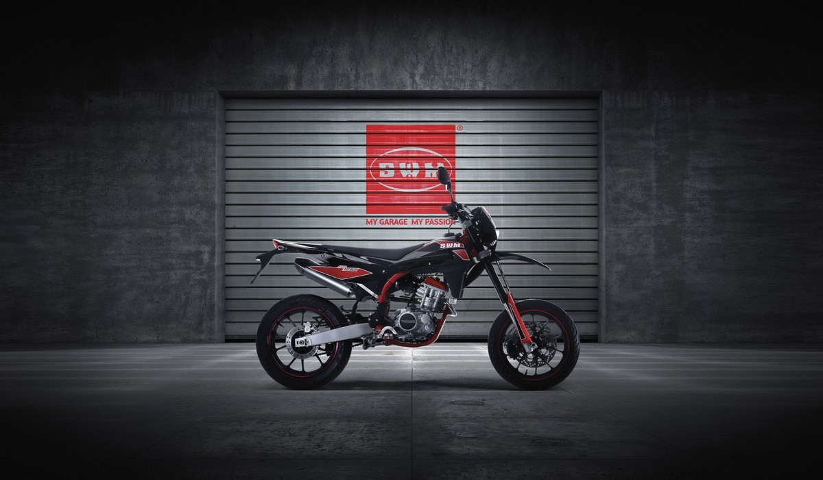 SWM: Listino Prezzi 2017 - Motoblog