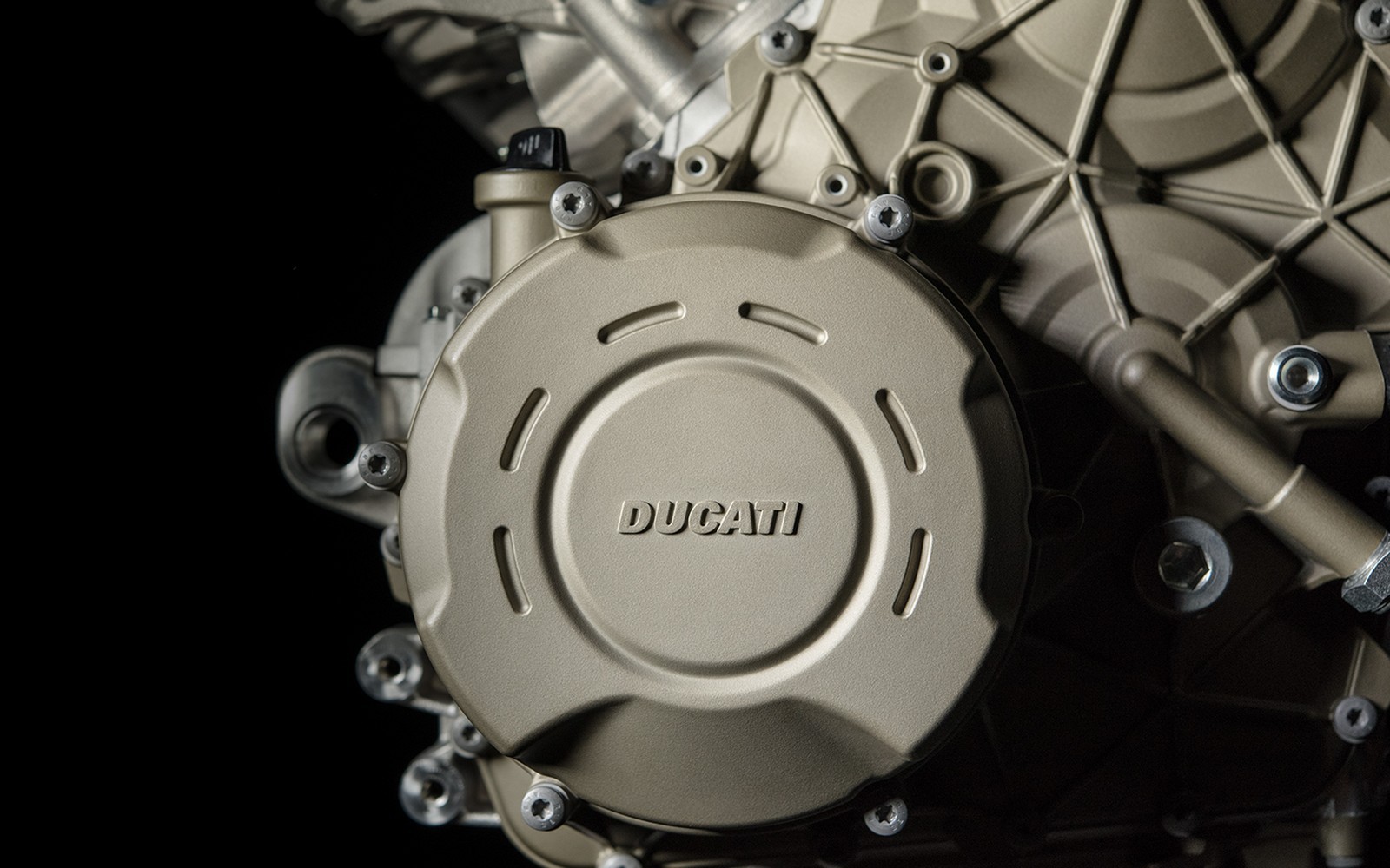 Ducati Desmosedici stradale: immagini ufficiali del motore - Motoblog