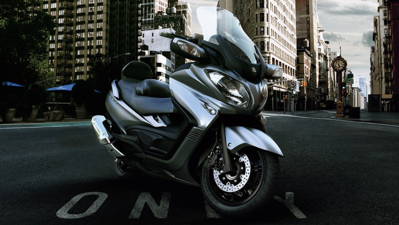 Suzuki Burgman: nuove promozioni fino al 30/9 - Motoblog