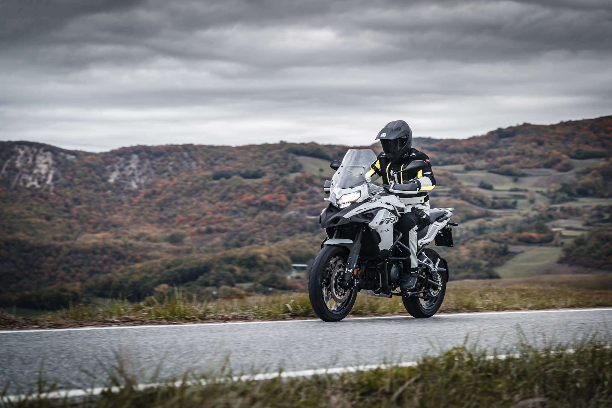 Benelli TRK 520 e TRK 502 X 2021 - Motoblog