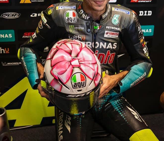 Valentino Rossi: il casco celebrativo di Misano è una dedica alla figlia - Motoblog