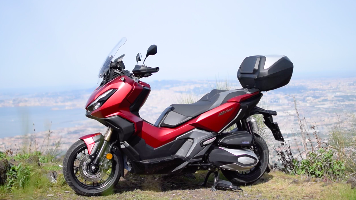 Honda ADV350, la prova su strada - Motoblog