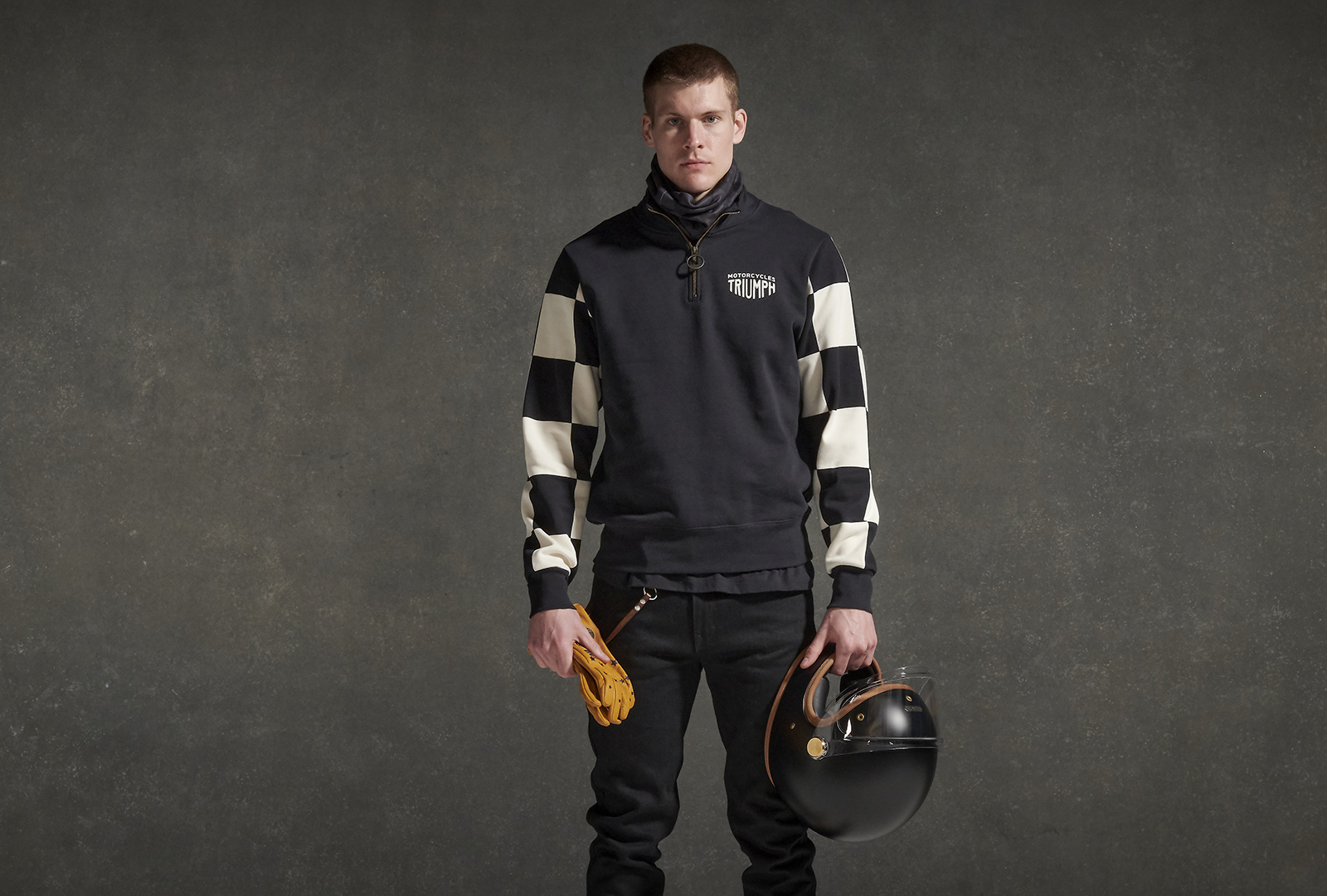 Triumph presenta le nuove giacche della collezione abbigliamento 2023 ...