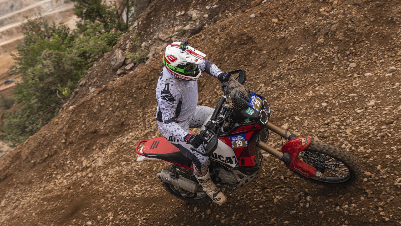 Ducati DesertX conquista l’Iron Road Prolog all’Erzbergrodeo - Motoblog