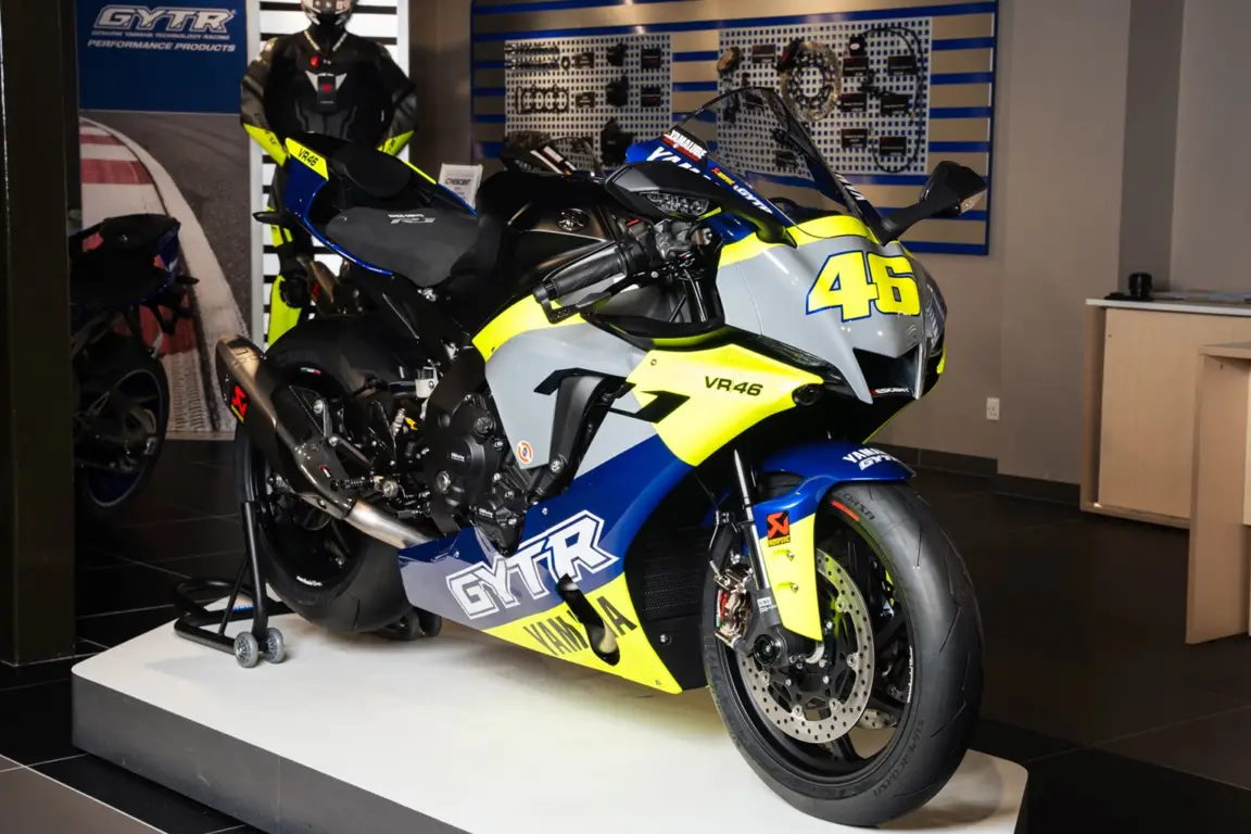 Yamaha R1 Valentino Rossi Edition: Tributo esclusivo al Dottore