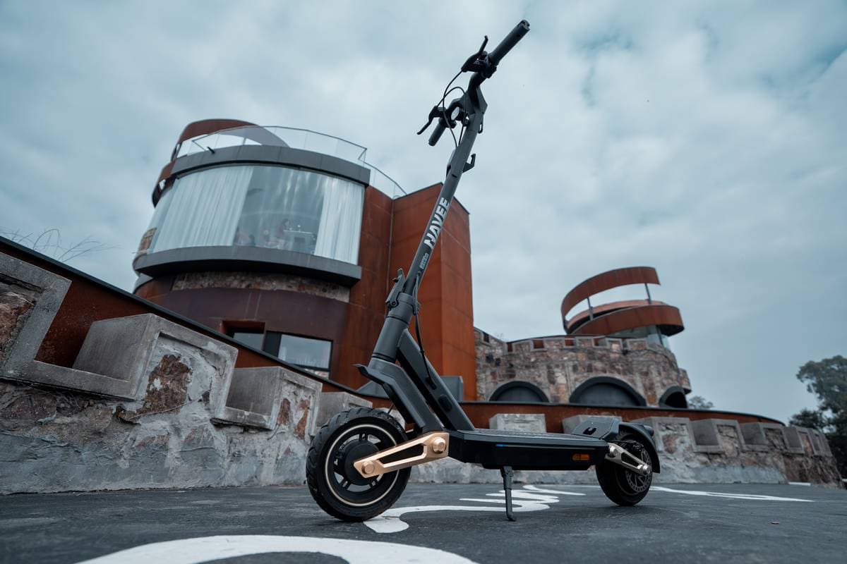 Navee ST3 e ST3 Pro: potenza e design per la mobilità elettrica