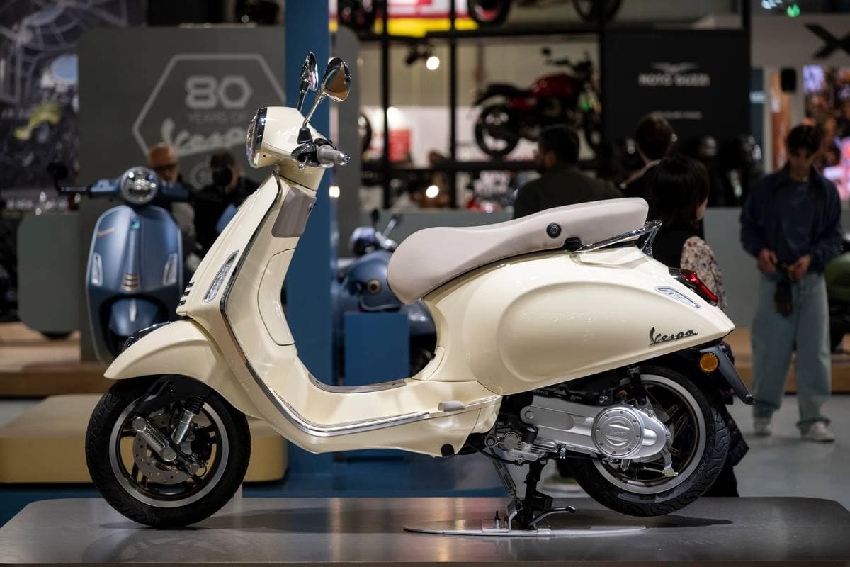 Vespa Primavera 2026: nuovo design e tecnologia Vespa MIA